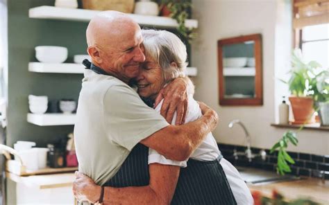 Device For Aortic Embolization