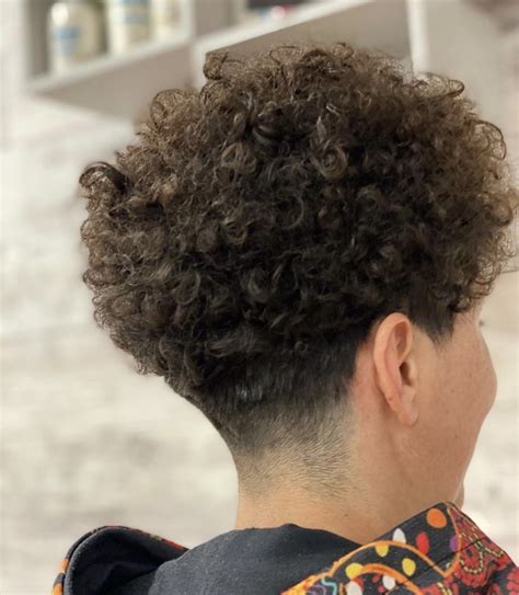 Pin By Dimitar Jelev On Perm Short Curly Hair Permed Hairstyles