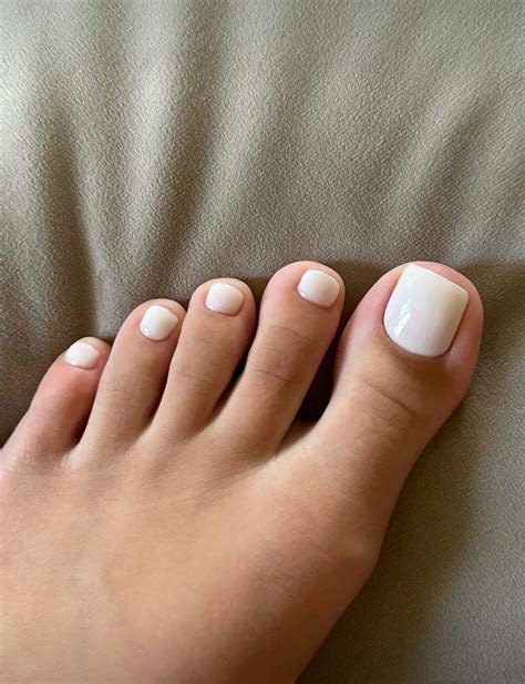 Rate My Toes 🦶🏻 R Rate My Feet