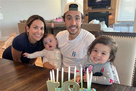 Kampanye Terbuka Di Cikarang Anies Baswedan Banyak Sekali Yang Hadir Id