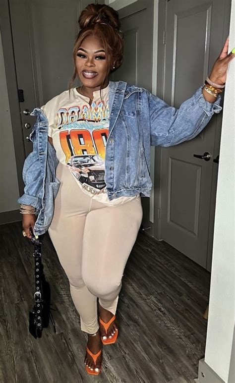 Pin By Chavarria 🌸 On Plus Size Fashion Plus Size Going Out Outfits