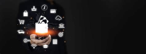 스마트 폰에서 온라인 돈 거래 응용 프로그램을 사용하는 사업가 디지털 지갑 결제 또는 인터넷 개념의 전자 뱅킹 Brand