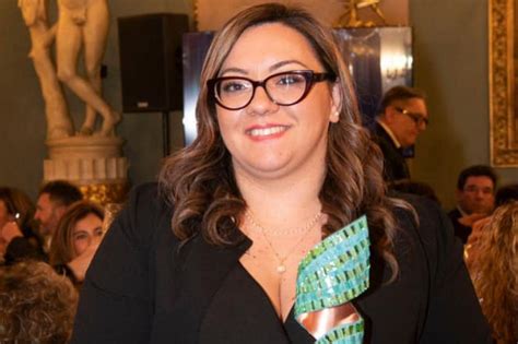Curvy Vanitose Di Monte Di Procida Riceve Il Premio Come Miglior