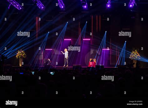 Stephanie Berger Hi Res Stock Photography And Images Alamy