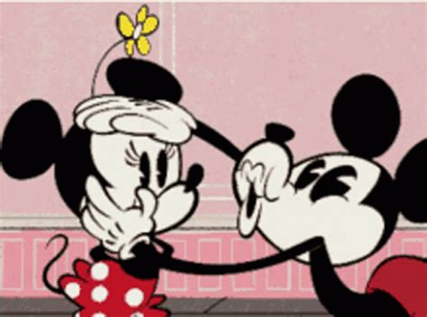 Minnie Mouse And Mickey Mouse Gif Minnie Mouse And Mickey Mouse Gif