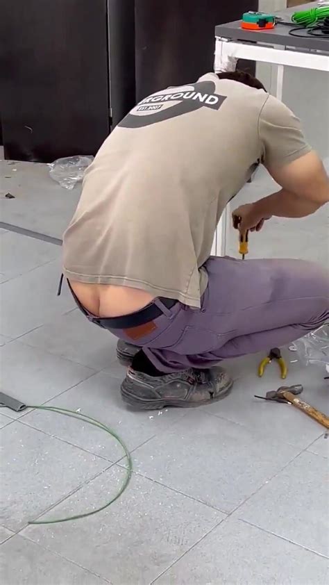 Muscular Lad Butt Crack Thisvid Com