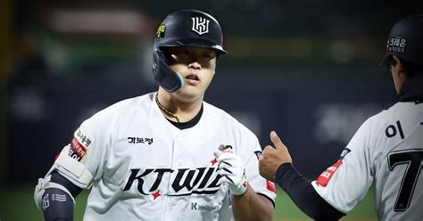 ‘강백호·노시환 20대 100홈런 단 2명··· 최정 다음 500홈런 볼 수 있을까