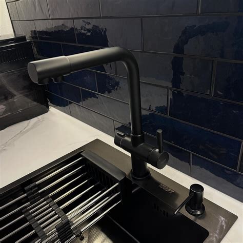 МИЙКИ ЗМІШУВАЧІ АКСЕСУАРИ ДЛЯ КУХНІ ЛУЦЬК Комплект 6200 грн Тут є все що треба ️Змішувач з