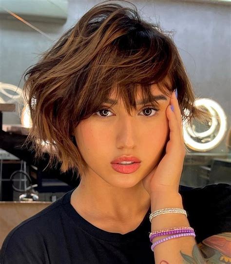 30 Superb Ways To Enhance Short Brown Hair With Highlights