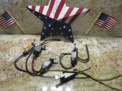 Omron Limit Switch Wlca2 Nema A600 Type 3 4 13 Each 1