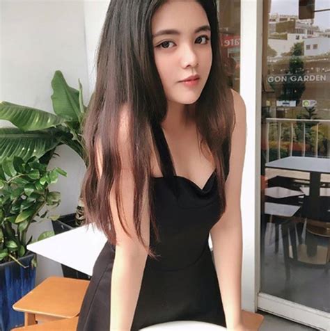 D N G I Xinh Em Ch A N I Nh C N Tr N Mxh