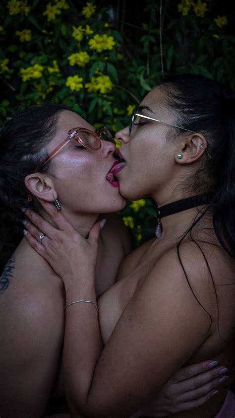 She Is A Doctor And A “virtual Sex Worker” A Double Life That Began