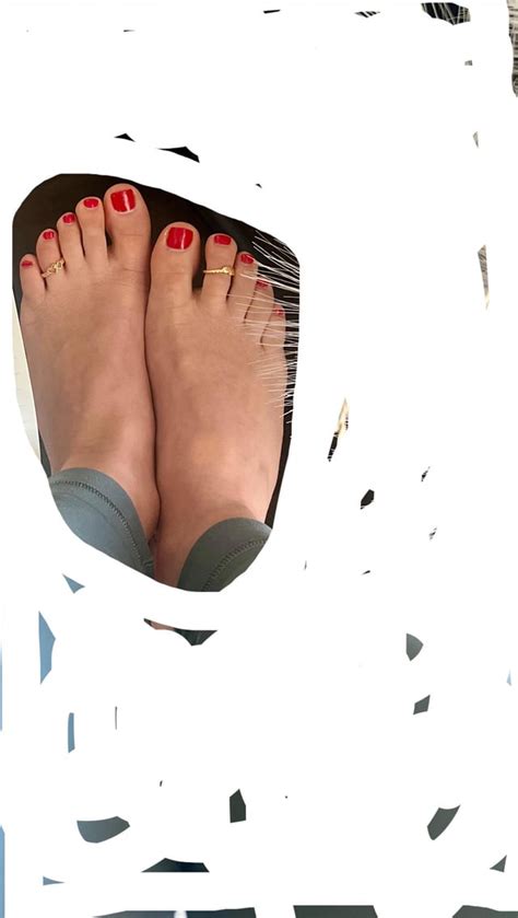 I Want Your Cum On My New Toe Rings R Censoredforfeet