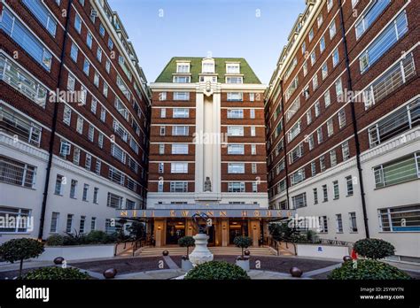 Nell Gwynn House Is A Ten Storey Residential Building In Sloane Avenue