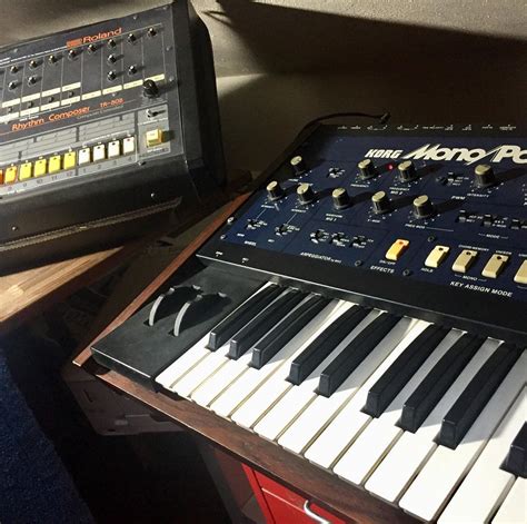 Korg Monopoly Synthesizer And Roland Tr 808 Drums Setup