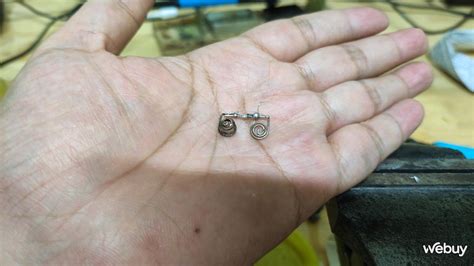 Ph T S A I U Khi N M T Ngu N Do Th I Pin