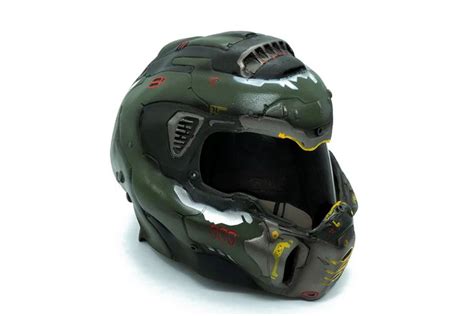 Купить Шлем Doom Eternal с доставкой СДЭК по РФ
