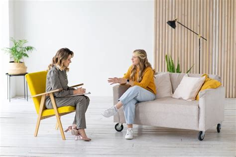 10 Common Exit Interview Questions With Sample Answers Recruitbros
