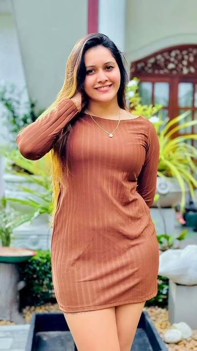 සමහර රූප තියෙනවා එක පරක් දැක්කම අමතක කරන්න බැරි තරම් ලස්සන😍🧚 Sorts Shorts Youtube