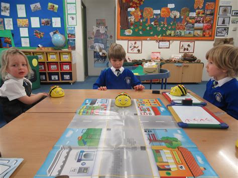 Class 2 Bee Bots Dudley House School