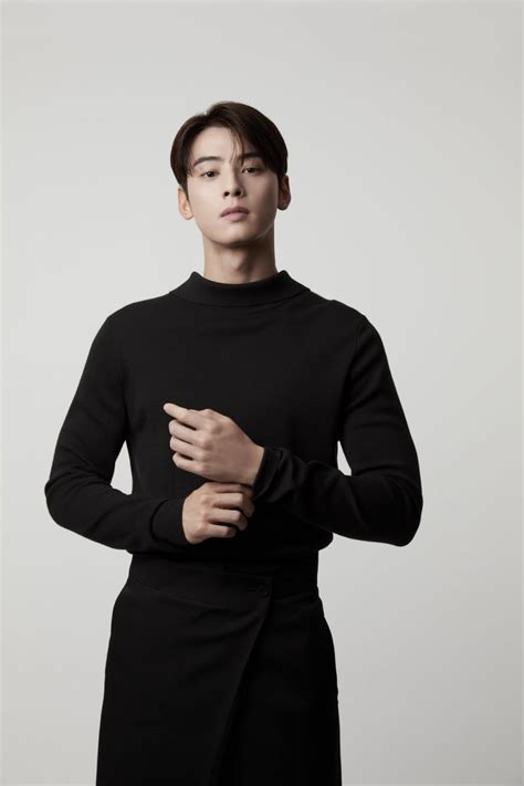 익스트림무비 차은우 디올 캡춰 토탈 르 세럼 화보