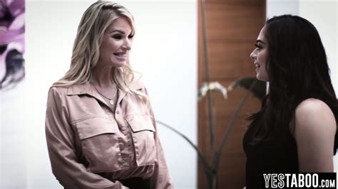 Big Ass Petite Beauty Makes A Sex Tape With Her Employers Husband Eporner