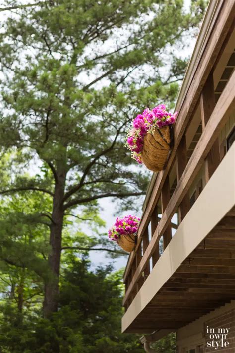 Elevate Your Curb Appeal With Beautiful DIY Deck Rail Planters