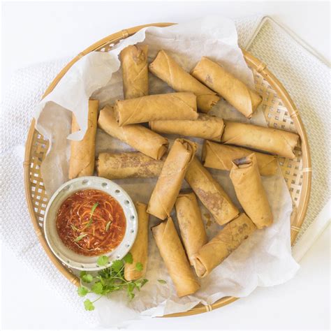 Vegetarian Spring Roll Carrot And Sweet Chilli Dipper Flavours