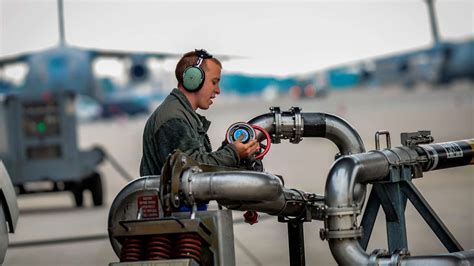 U S Air Force Career Detail Aircraft Electrical And Environmental Systems