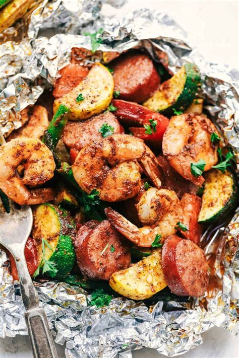 25 Easy Shrimp Foil Packet Recipes How To Cook Shrimp In Foil