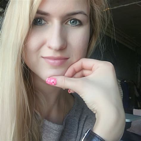 Anastasia Gorshkova ПОЧЕМУ Я УПОТРЕБЛЯЮ ПРОДУКТЫ Nl Нет не потому что меня заставляют или