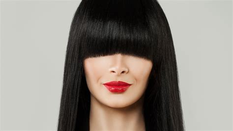 6 Formas De Peinar Tu Flequillo Para Dejarlo Crecer Rasel Peluquerías
