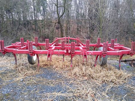 Chisel Plow