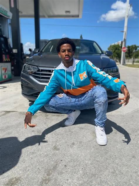 Photo Of Davion Sholtz