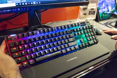 Steelseries Apex 7 Keyboard Layout