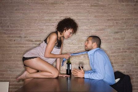 Ask A Guy What S Your Reaction When A Woman Tells You What She Wants In Bed Glamour