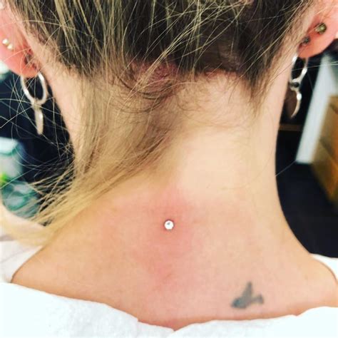 Piercing Microdermal Tudo Que Você Precisa Saber Antes De Colocá Lo