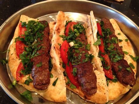 Assyrian Kabobs Wfresh Bread And Herbs Assyrian Food Food Recipes