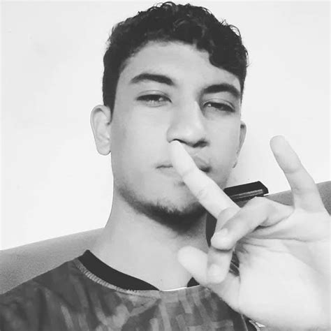 Adriel Gimenes Adriel Gimenes • Threads Say More