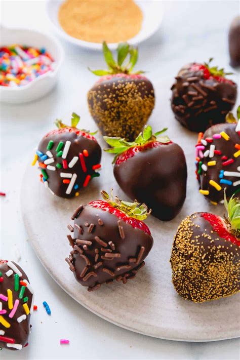 How To Make Chocolate Covered Strawberries With Cadbury Chocolate