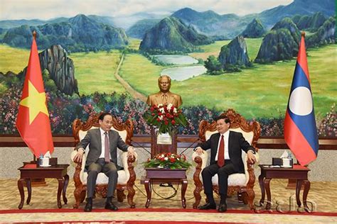 ເລຂາທິການໃຫຍ່ ພັກ ປປ ລາວ ຕ້ອນຮັບ ຄະນະ ພົວພັນຕ່າງປະເທດ ສູນກາງພັກກອມມູນິດຫວຽດນາມ