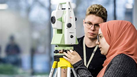 Top Questions To Ask At A University Open Day Uni Compare