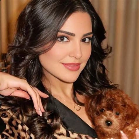 اميرة ريم بنت الوليد بن طلال معجبة Facebook