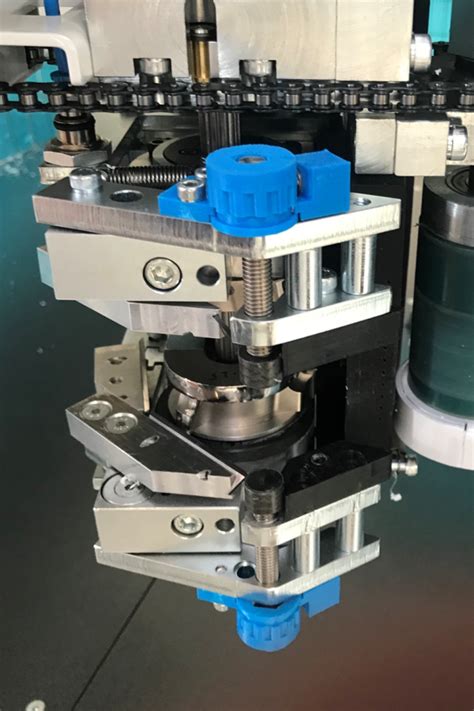 Floating Tracer Shoes For Narrow Workpieces Revolution Series