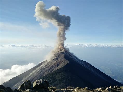 Volcano Erupting Live 🌋 Where Are Volcanoes