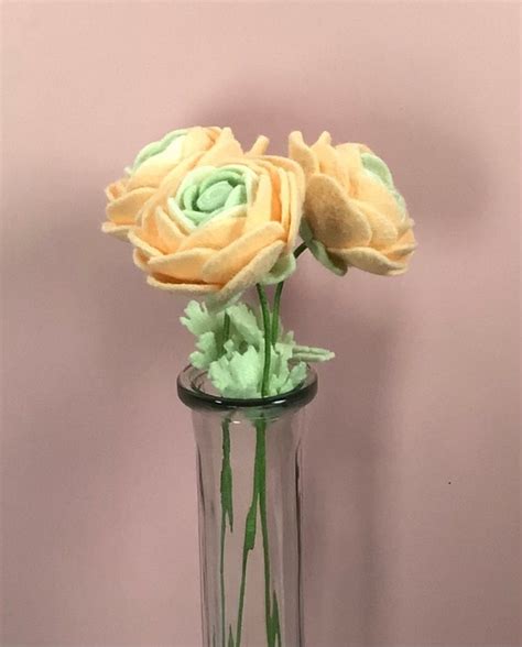 Peach Ranunculus Stem Etsy