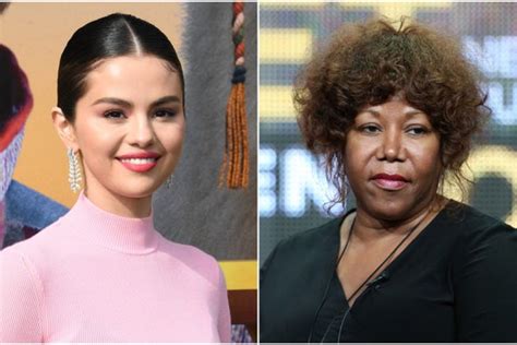 Селена Гомез өөрийн Инстаграм хуудсаа өнгөт арьст идэвхтнүүдэд “зээлүүлж” байна