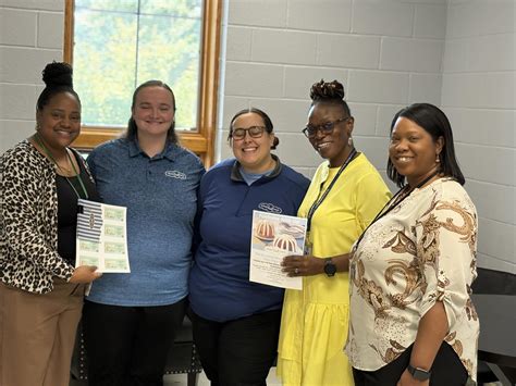 Schofield 🎂 Sweet Support From Our Community 💚💛 Schofield Middle