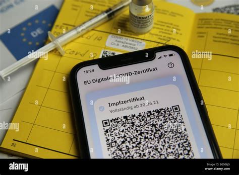Digitaler Impfpass Deutschland Stockfotos Und Bilder Kaufen Alamy