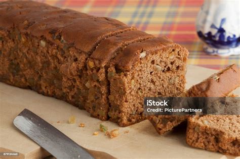 전형적인 네덜란드 빵 Succade 생강 계 피 육 두 구 및 정 향과 양념 0명에 대한 스톡 사진 및 기타 이미지 0명 네덜란드 달콤한 음식 Istock